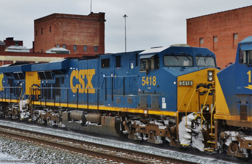 CSX 5418 is 2nd out.